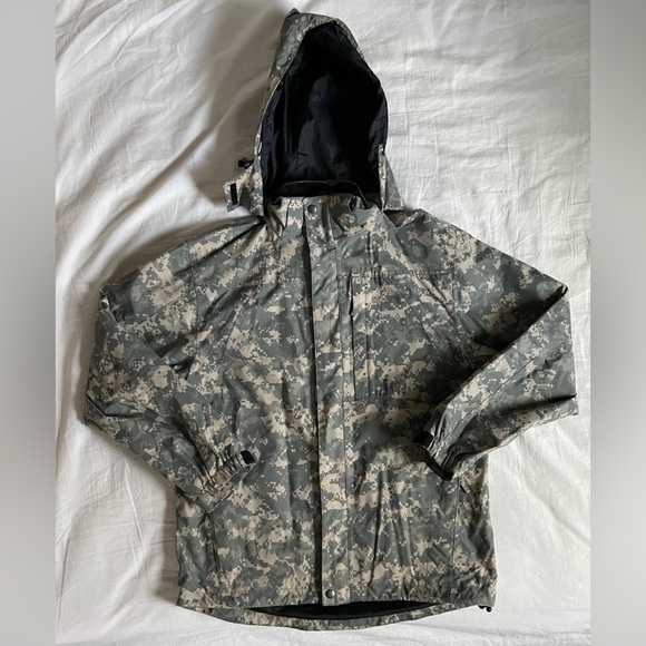 steel eagle | Jackets & Coats | Steel Eagle Large Digital Camo Jacket ...